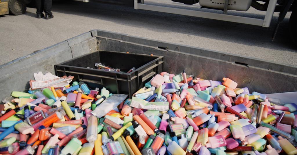 How to dispose of single-use vapes | Convenience Store