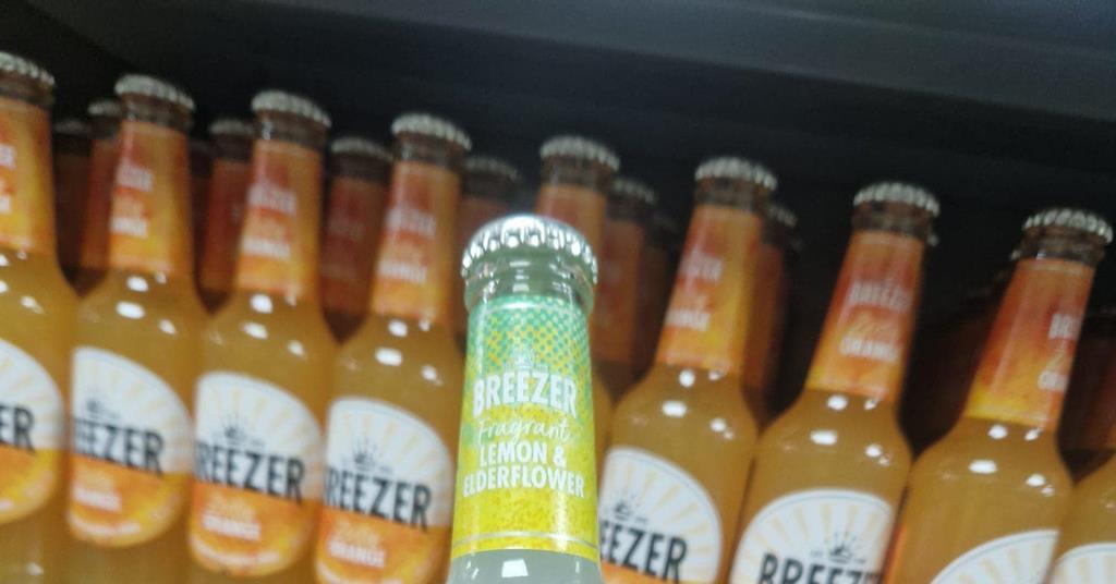 Scottish retailers experience ‘Breezer Fever’ as demand for 90s alcopop ...