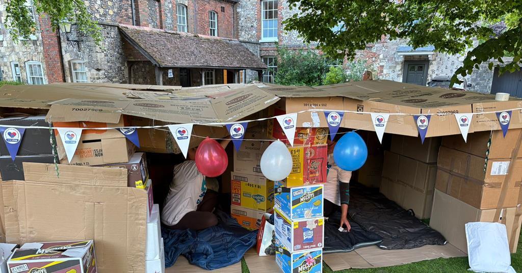 One Stop colleagues raise over £6,900 for homeless in charity sleep out ...