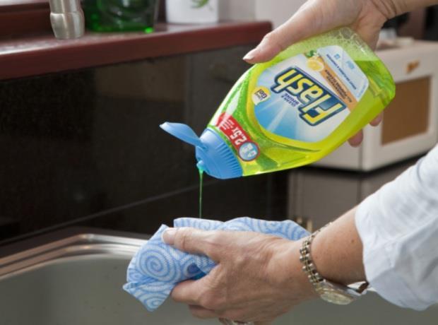 Flash adds gel-based variant to range | Product News | Convenience Store