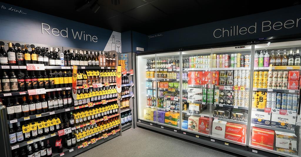 Look inside Spar Whelley | Features and analysis | Convenience Store