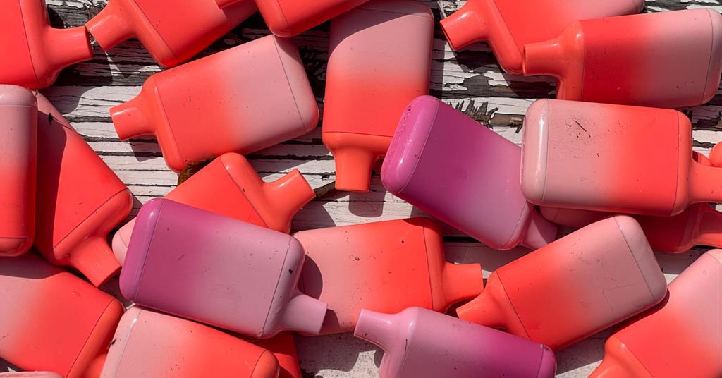 Spar Alloa flooded with 400+ disposable vape requests days after ban ...