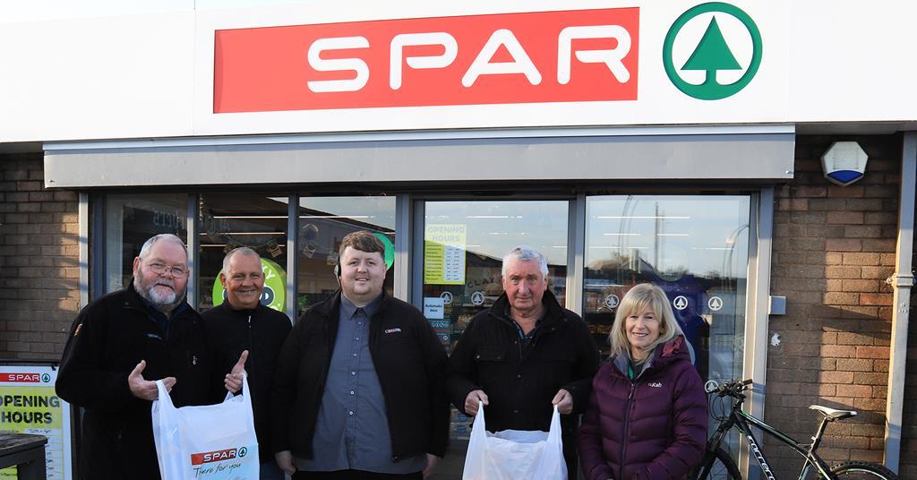 Spar retailer supports 350 families with Christmas food parcels ...