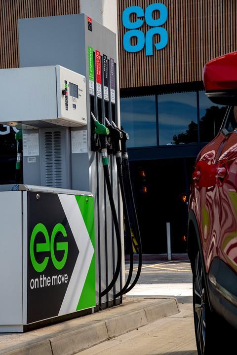 A service station and convenience store launches in Lincolnshire ...